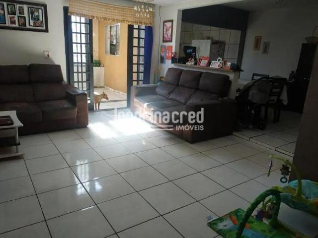 Casa em Vila Ipiranga, Londrina/PR de 10m² 6 quartos à venda por R$ 780.000,00