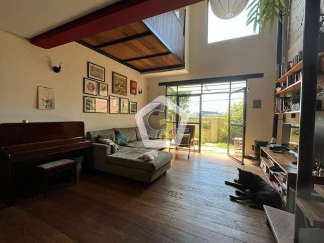 Casa em Vila Ipojuca