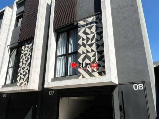 Casa em Vila Ipojuca com 135m², 2 dorm churrasqueira e armários planejados