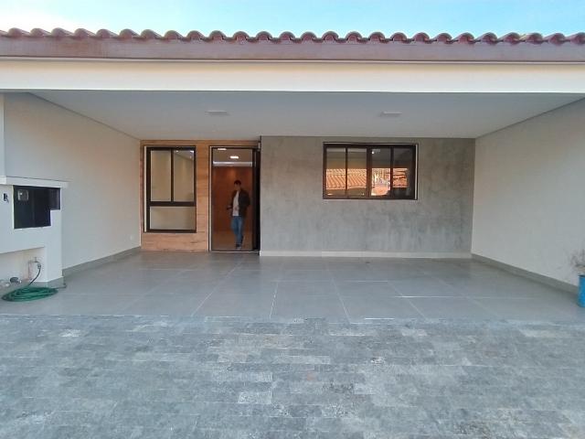 Casa em Vila Olímpia, Sorocaba/SP de 142m² 3 quartos à venda por R$ 815.900,00