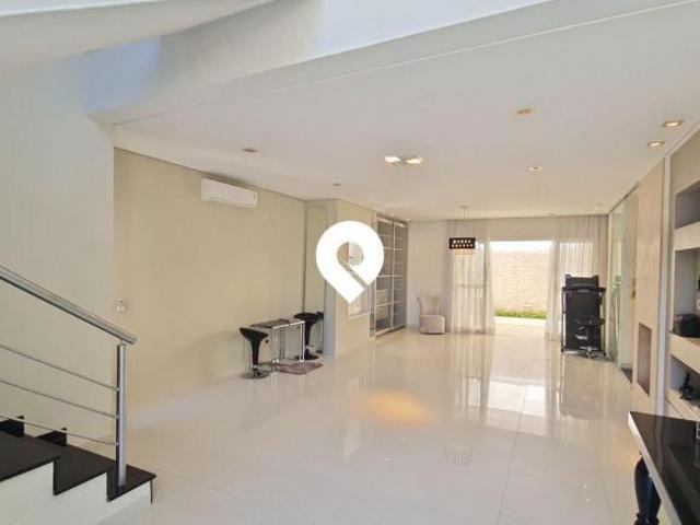 Casa em Vila Oliveira, Mogi das Cruzes/SP de 275m² 4 quartos à venda por R$ 3.800.000,00