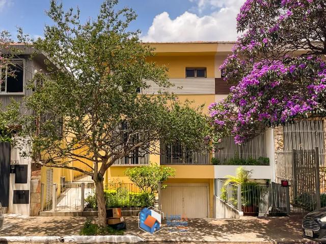 Casa em Vila Madalena, São Paulo/SP de 256m² 5 quartos à venda por R$ 2.899.900,00