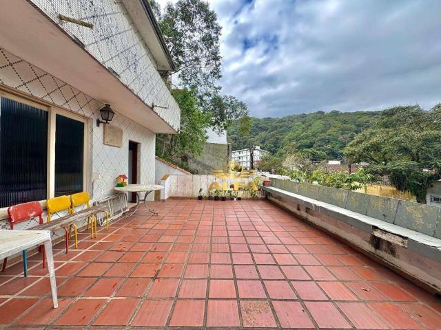 Casa em Vila Maia, Guarujá/SP de 144m² 3 quartos à venda por R$ 1.399.900,00