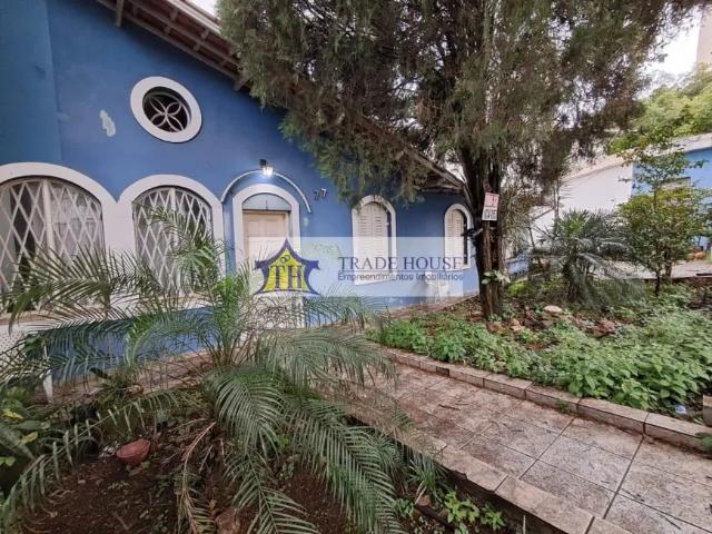 Casa com comércio Metrô Imigrantes
