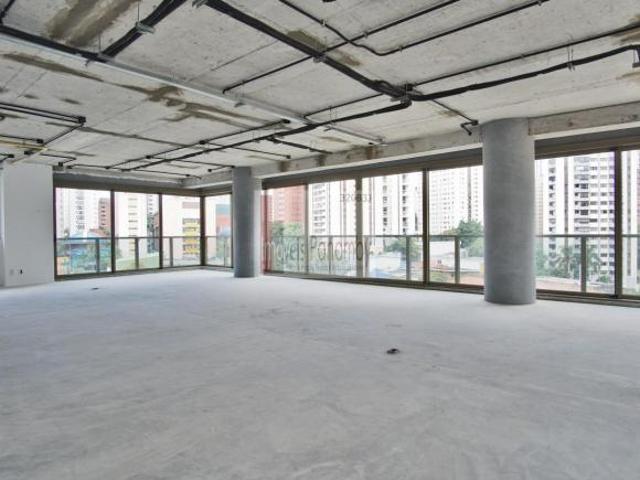 Casa em Vila Nova Conceição, São Paulo/SP de 358m² 4 quartos à venda por R$ 11.900.000,00