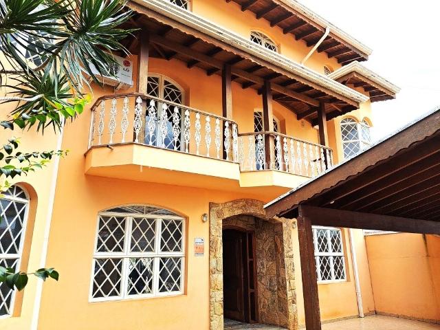 Casa em Vila Nogueira, Campinas/SP de 410m² 6 quartos à venda por R$ 776.900,00