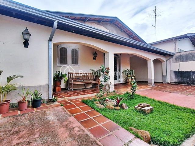Casa em Vila Nogueira, Campinas/SP de 221m² 3 quartos à venda por R$ 649.900,00