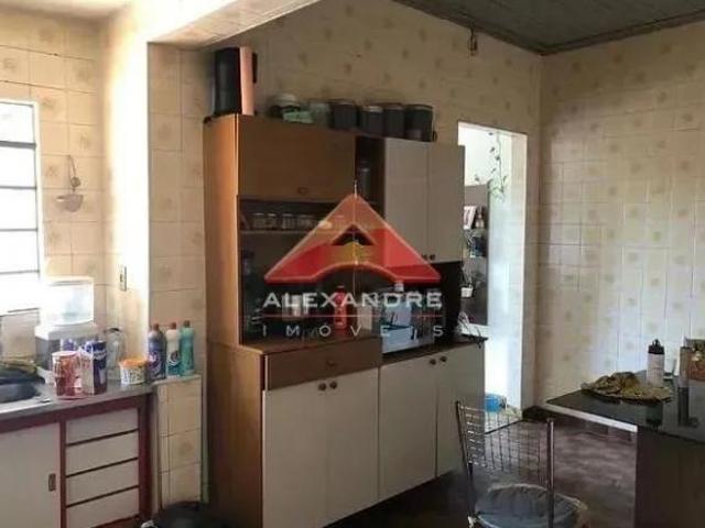 Casa em Vila São Benedito, São José dos Campos/SP de 10m² 3 quartos à venda por R$ 425.000,00