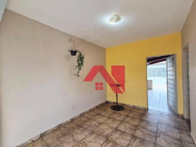 Casa em Vila São Carlos, Mogi Guaçu/SP de 132m² 2 quartos à venda por R$ 370.000,00