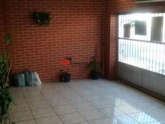 Casa em Vila Sacadura Cabral