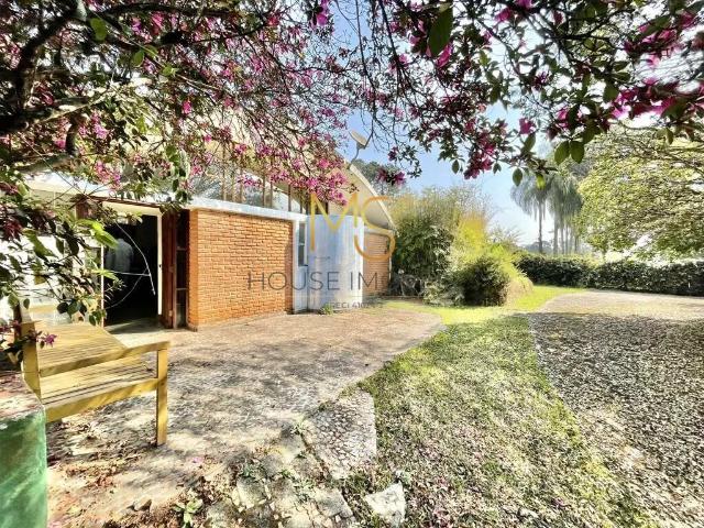 Casa em Vila Santo Antônio, Cotia/SP de 253m² 4 quartos à venda por R$ 899.000,00 ou para locação R$ 7.000,00/mes