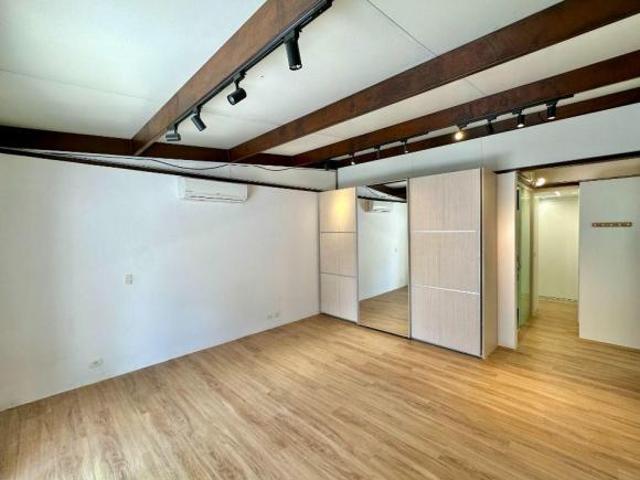 Casa em Vila Santo Antônio, Cotia/SP de 344m² 3 quartos à venda por R$ 2.450.000,00