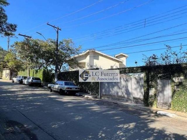 Casa em Vila Santo Antônio, Cotia/SP de 496m² 4 quartos à venda por R$ 3.300.000,00