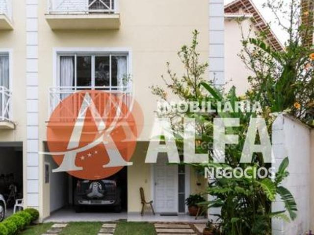 Casa em Vila Santo Antônio do Portão, Cotia/SP de 225m² 3 quartos à venda por R$ 744.000,00
