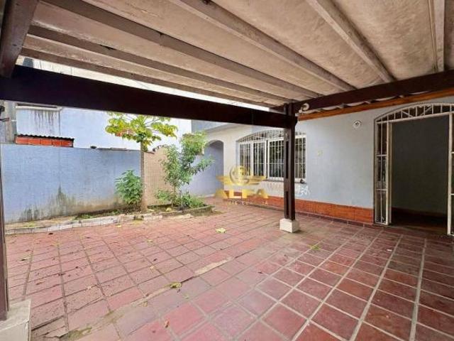 Casa em Vila Santo Antônio, Guarujá/SP de 270m² 7 quartos à venda por R$ 900.000,00