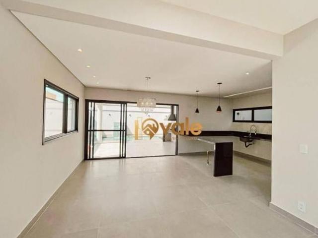 Casa em Vila Santos, Caçapava/SP de 220m² 3 quartos à venda por R$ 1.300.000,00