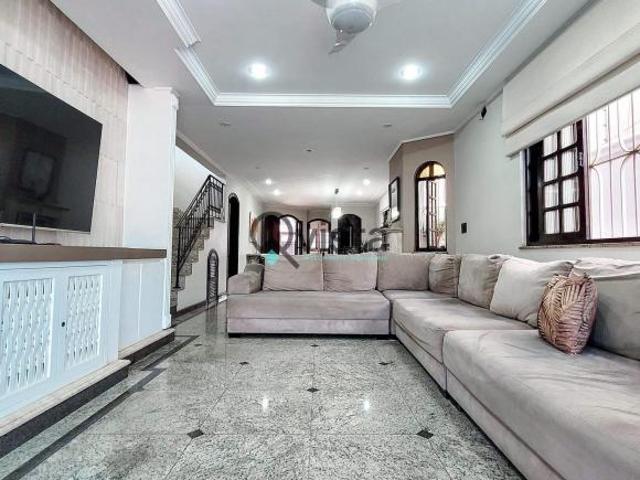 Casa em Vila Santa Rosa, Guarujá/SP de 280m² 5 quartos à venda por R$ 1.500.000,00