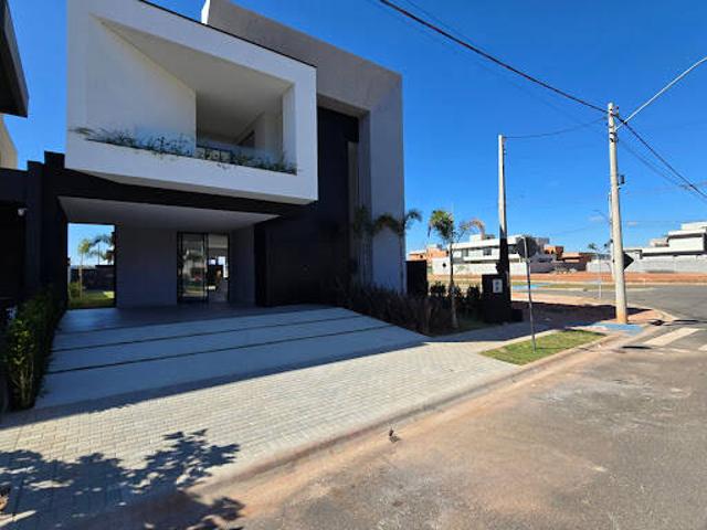 Casa em Vila Santista, Atibaia/SP de 330m² 3 quartos à venda por R$ 3.999.000,00