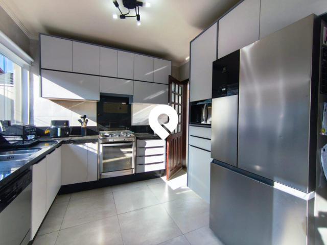 Casa em Vila Suissa, Mogi das Cruzes/SP de 180m² 3 quartos à venda por R$ 794.000,00