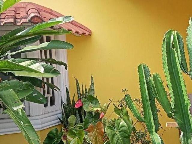 Casa em Vila Suissa, Mogi das Cruzes/SP de 200m² 4 quartos à venda por R$ 900.000,00