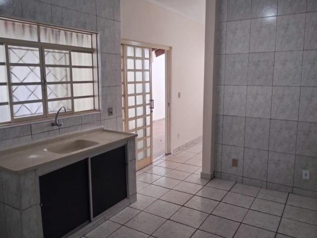 Casa em Vila Pataro, Mogi Guaçu/SP de 50m² 1 quartos para locação R$ 1.500,00/mes