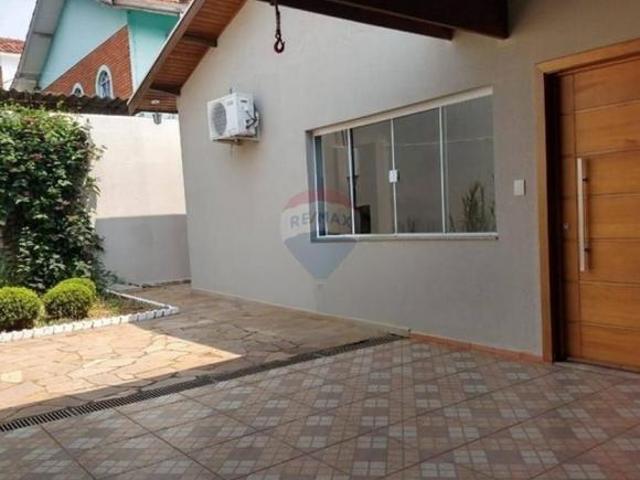 Casa em Vila Rodrigues Alves, Botucatu/SP de 116m² 3 quartos à venda por R$ 599.900,00