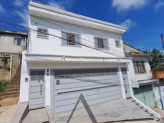 Casa em Vila Romanópolis, Ferraz de Vasconcelos/SP de 174m² 2 quartos à venda por R$ 900.000,00