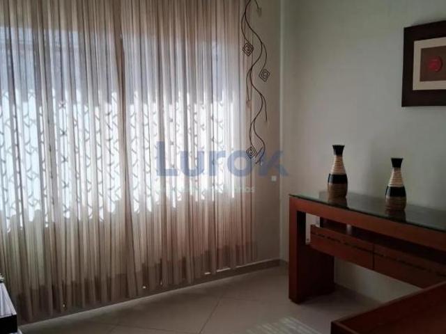 Casa em Vila Ramaciotti, Valinhos/SP de 200m² 3 quartos à venda por R$ 850.000,00