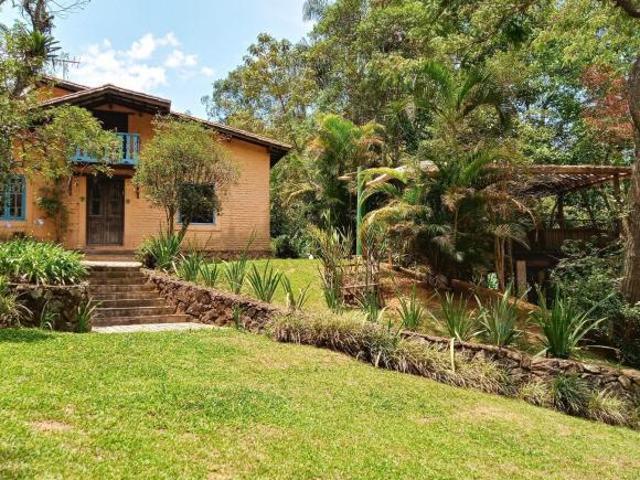 Casa em Vila Real do Moinho Velho, Embu das Artes/SP de 560m² 3 quartos à venda por R$ 1.600.000,00