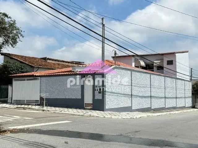 Casa em Vila Resende, Caçapava/SP de 199m² 6 quartos à venda por R$ 849.000,00
