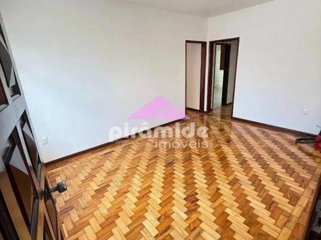 Casa em Vila Resende, Caçapava/SP de 199m² 6 quartos à venda por R$ 850.000,00