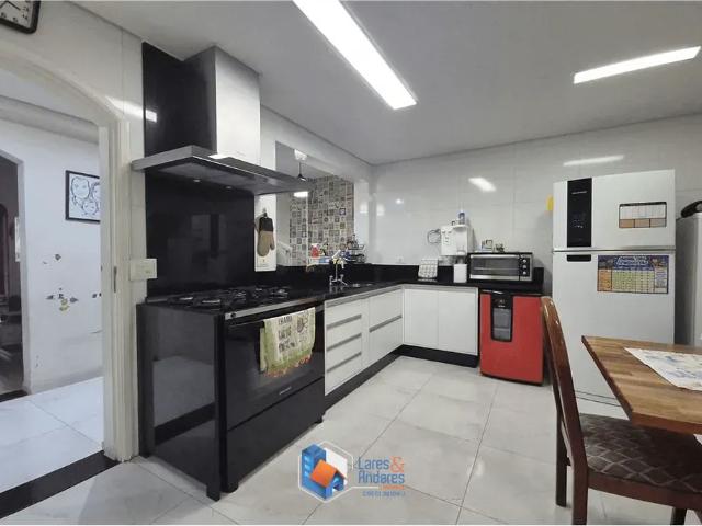 Casa em Vila Tolstoi, São Paulo/SP de 180m² 2 quartos à venda por R$ 638.900,00