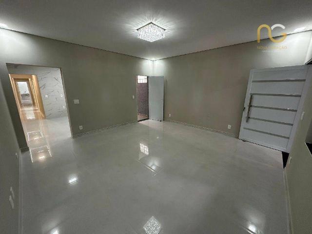 Casa em Vila Tupi, Praia Grande/SP de 110m² 3 quartos à venda por R$ 849.900,00