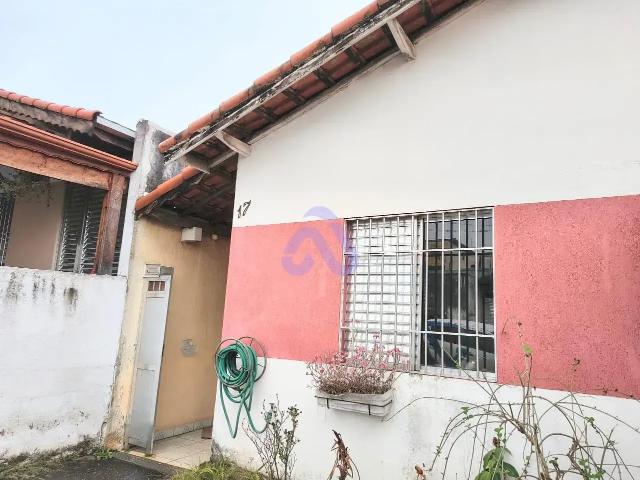 Casa em Vila Ursulina, Itaquaquecetuba/SP de 60m² 2 quartos à venda por R$ 249.900,00