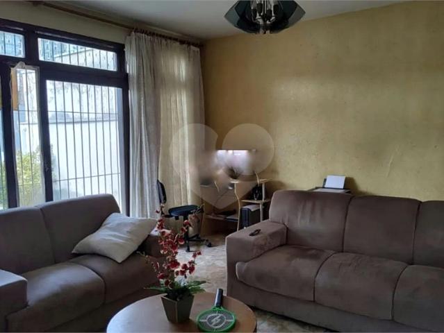 Casa em Vila Vianelo, Jundiaí/SP de 191m² 2 quartos à venda por R$ 1.099.000,00