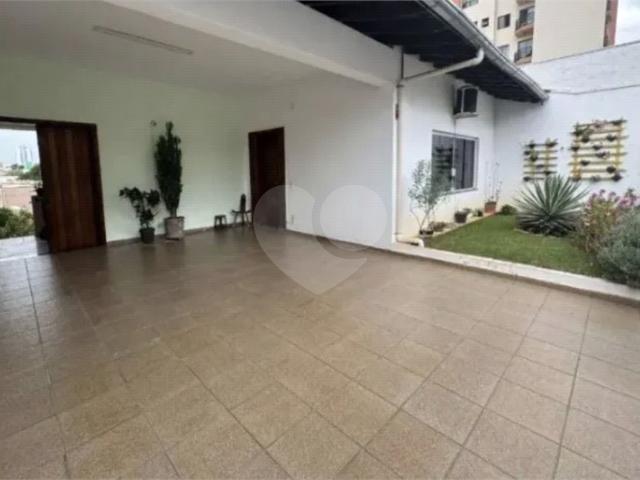 Casa em Vila Vianelo, Jundiaí/SP de 221m² 3 quartos à venda por R$ 1.489.000,00