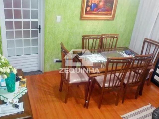 Casa em Vila Yolanda, Osasco/SP de 247m² 5 quartos à venda por R$ 750.000,00