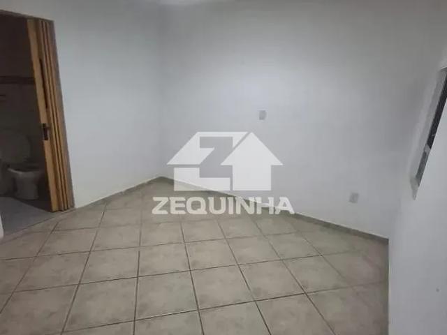 Casa em Vila Yara, Osasco/SP de 50m² 1 quartos para locação R$ 1.200,00/mes
