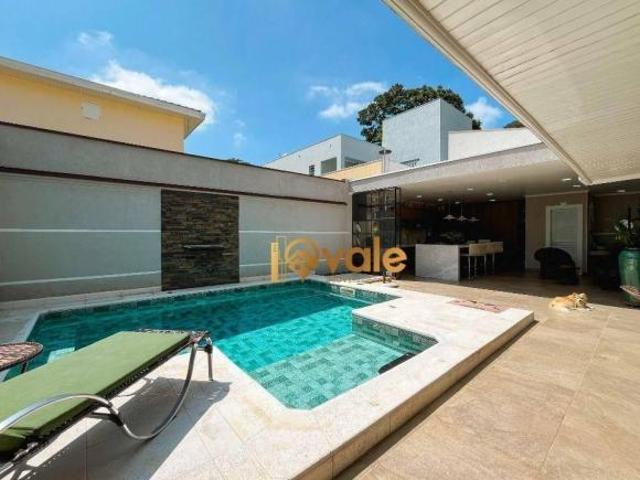 Casa em Vila Zezé, Jacareí/SP de 258m² 3 quartos à venda por R$ 1.600.000,00