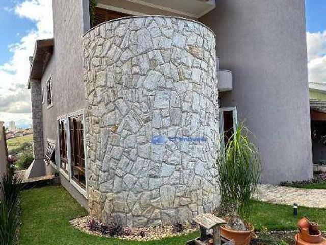 Casa em Vila Zezé, Jacareí/SP de 370m² 3 quartos à venda por R$ 1.799.900,00