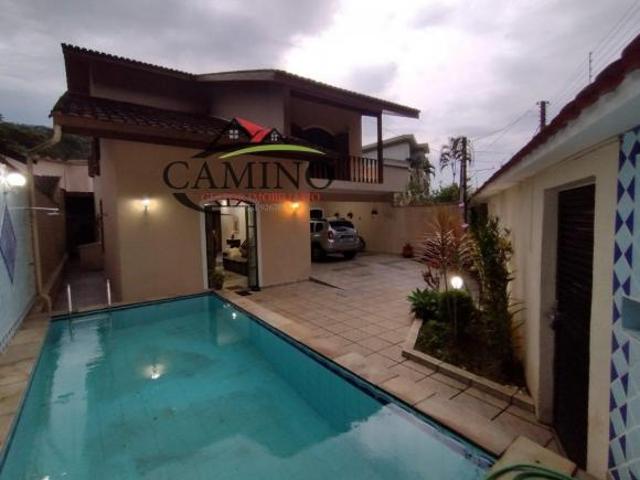 Casa em Villa Maia nas Pitangueiras, Guarujá/SP