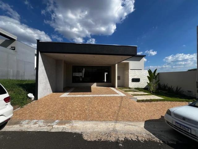 Casa em Villa Flora, Marília/SP de 300m² 3 quartos à venda por R$ 1.299.900,00