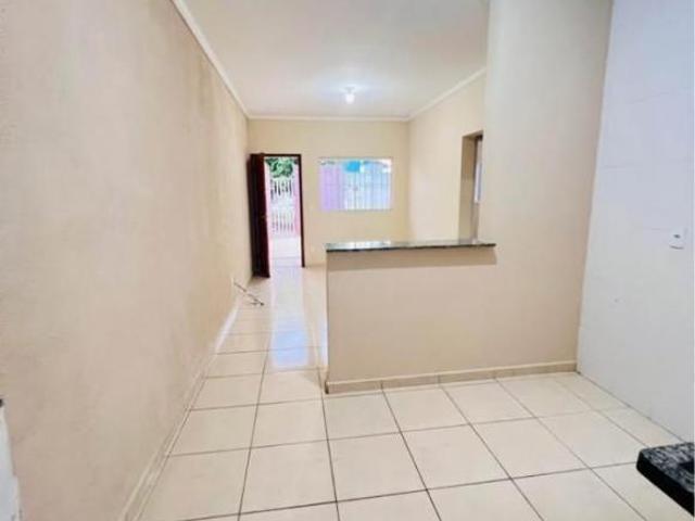 Casa em Village das Flores, Caçapava/SP de 100m² 2 quartos à venda por R$ 270.000,00