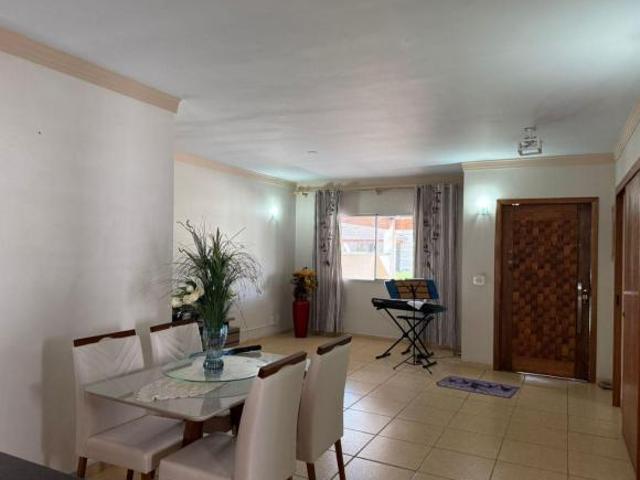 Casa em Village das Flores, Caçapava/SP de 250m² 3 quartos à venda por R$ 539.000,00