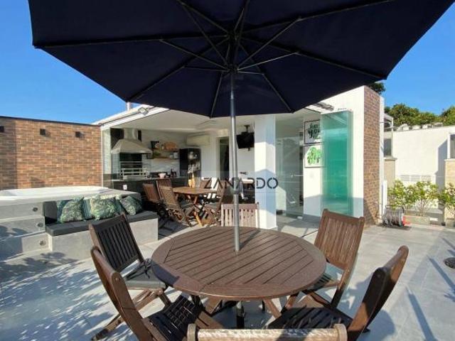 Casa em village para venda em Riviera de São Lourenço