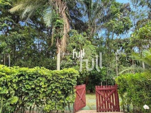 Casa em village para comprar na Riviera de São Lourenço