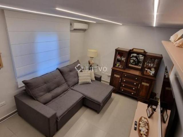 CASA EM VILLAGIO À VENDA 2 DORMS, 3 WC, 1 VAGA, EM BERTIOGA/SP