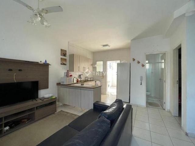 CASA EM VILLAGIO À VENDA COM 3 DORM/3 WC/2 VAGAS EM BERTIOGA