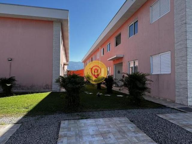 Casa em Villagio 550 metros da praia
