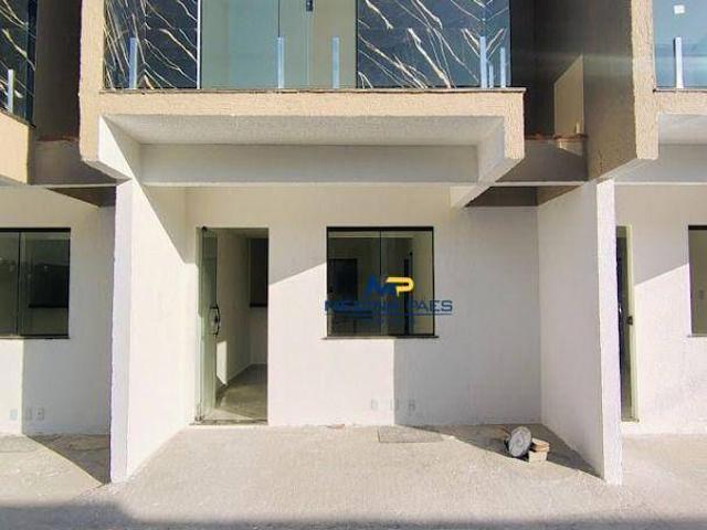 Casa em Vista Alegre, São Gonçalo/RJ de 55m² 2 quartos à venda por R$ 219.000,00